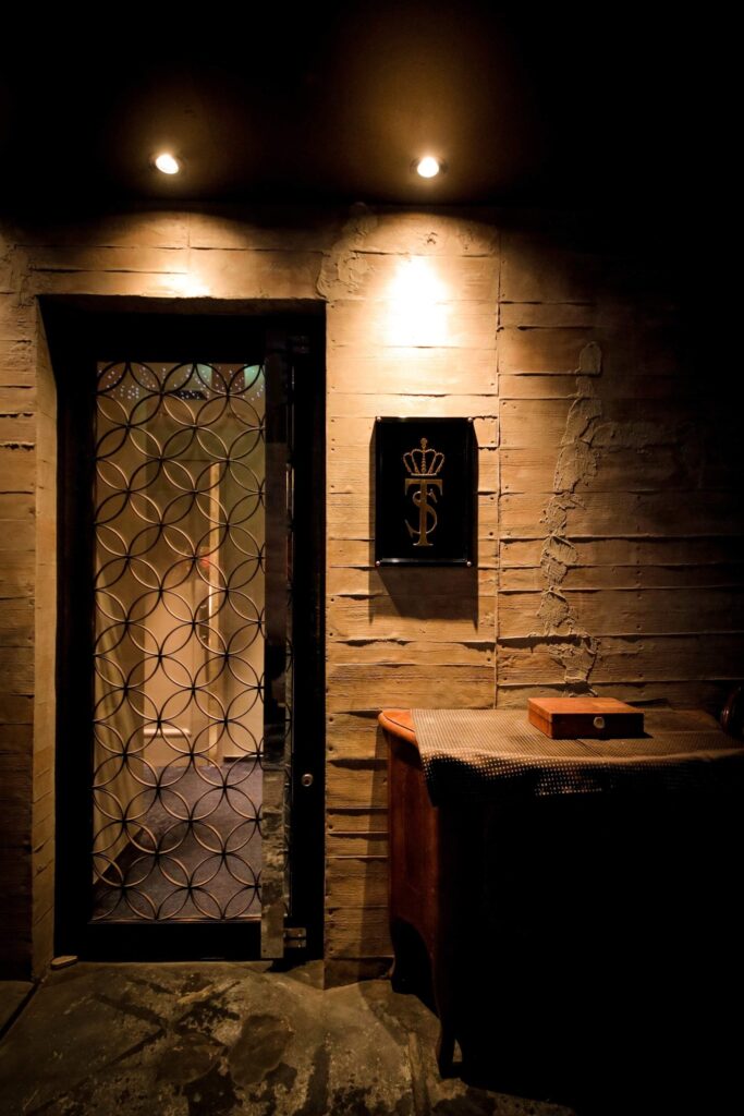 IL TEATRINO DA SALONEイル テアトリーノ ダ サローネ - ITALIAN WEEK 100